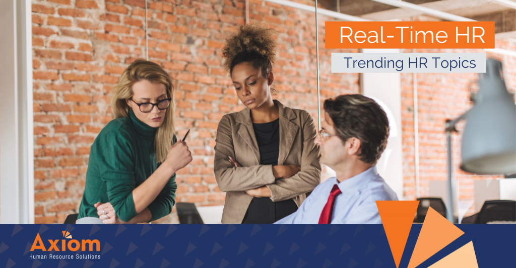 HR: Clothing Feedback for Employees? Policy Tips